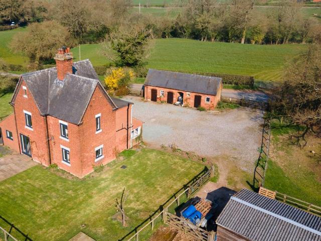 Adderley, Market Drayton TF9, 3 bed farmhouse to rent, £2,500 pcm | PrimeLocation