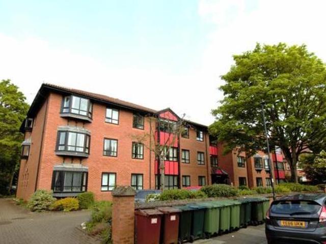 Adderstone Crescent, Russell Court, 1 Bedroom Flat