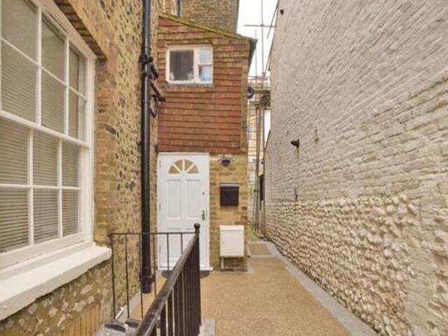Addington Street, Ramsgate, 2 Bedroom Flat