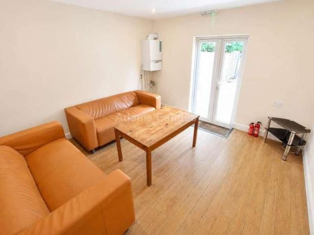 Addington Road, Reading, RG1