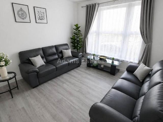 Addington Road, Reading 7 bed terraced house to rent £4,000 pcm £923 pw