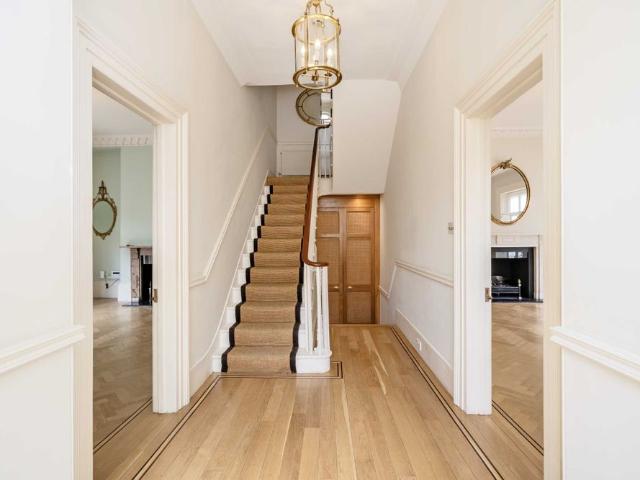 Addison Avenue, Holland Park, W11, London