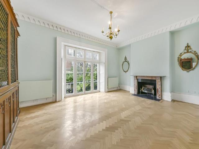 Addison Avenue, London 5 bed semi detached house to rent £21,450 pcm £4,950 pw