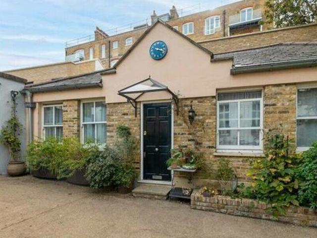 Addison Bridge Place, Kensington, 1 Bedroom House