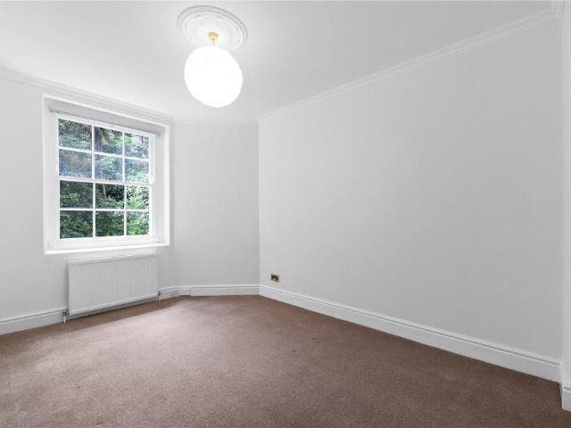 Addison House, Grove End Road, St. 1 bed flat to rent £2,100 pcm £485 pw