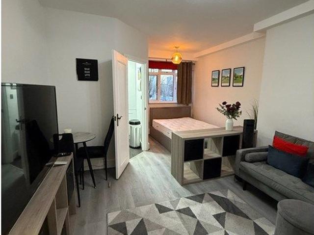 Addison House, London NW8, Studio to rent, £2,100 pcm | PrimeLocation