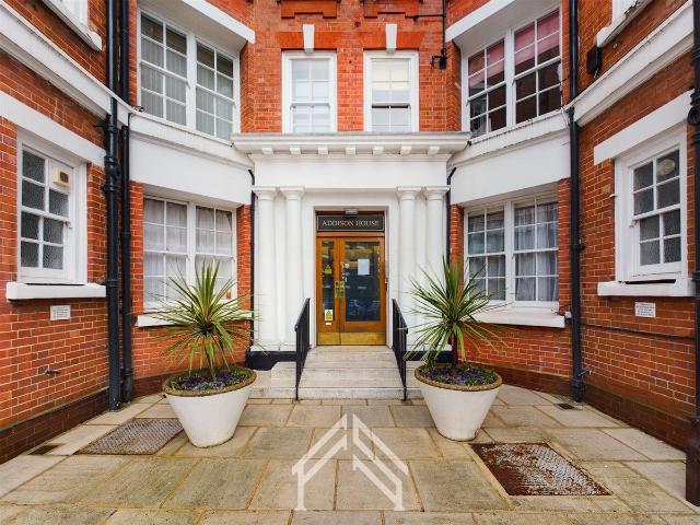 Addison House, St John's Wood NW8, 2 bed flat to rent, £3,100 pcm | PrimeLocation