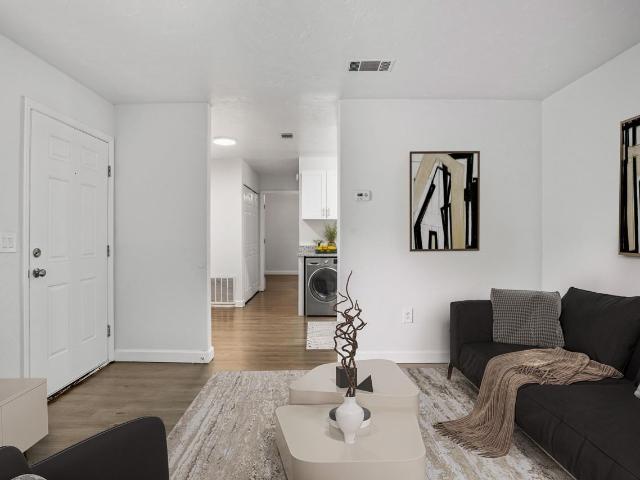 Addison Lane 2 Bedroom Apartment for Rent at 4117 Sw 20th Ave, Gainesville, FL 32607