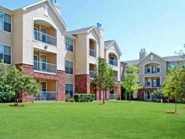 Addison Park 3 Bedroom Apartment for Rent at 4901 Pacific Dr, Arlington, TX 76001