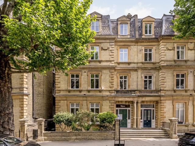 Addison Road, Holland Park W14, 3 bed flat to rent, £5,000 pcm | PrimeLocation