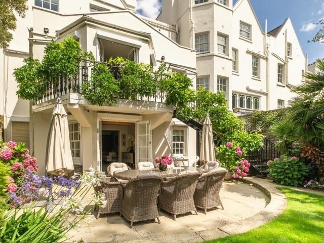Addison Road London W14 5 bed house to rent £30,333 pcm £7,000 pw