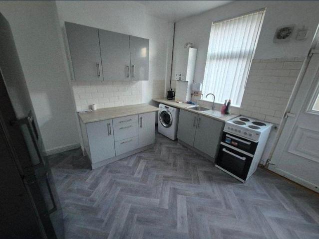 Addison Road, Sheffield S5, Room to rent, £450 pcm | PrimeLocation