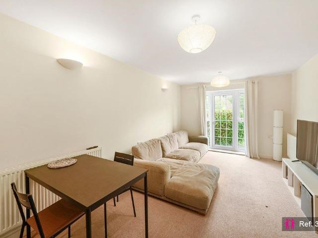 Addiscombe Road, Croydon CR0, 1 bed flat to rent, £1,375 pcm | PrimeLocation