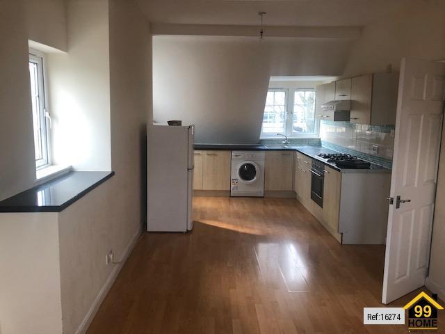 Addiscombe Road, East Croydon, CR0 3 bed flat to rent £2,150 pcm £496 pw