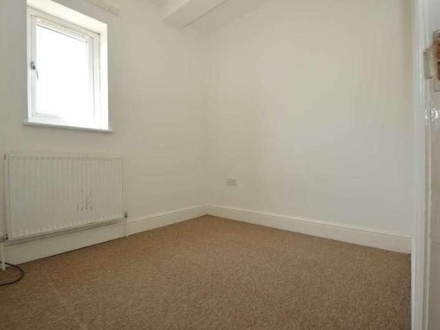 Addlestone, KT15