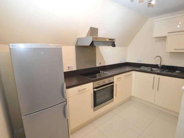 Addlestone, KT15