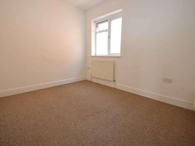 Addlestone, KT15
