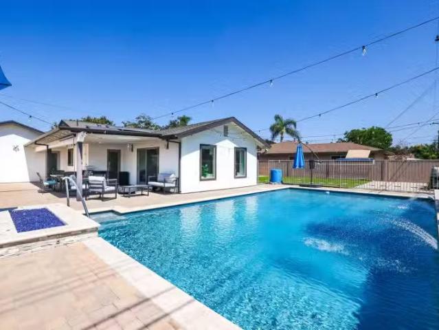 Address Not Disclosed, Anaheim, CA 92806