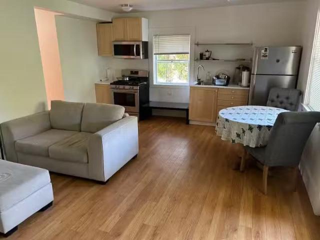 Address Not Disclosed, Piedmont, CA 94611
