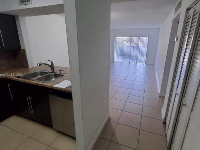 [Address not provided], Doral, FL 33166