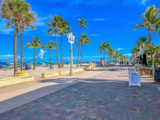 [Address not provided], Hollywood, FL 33019