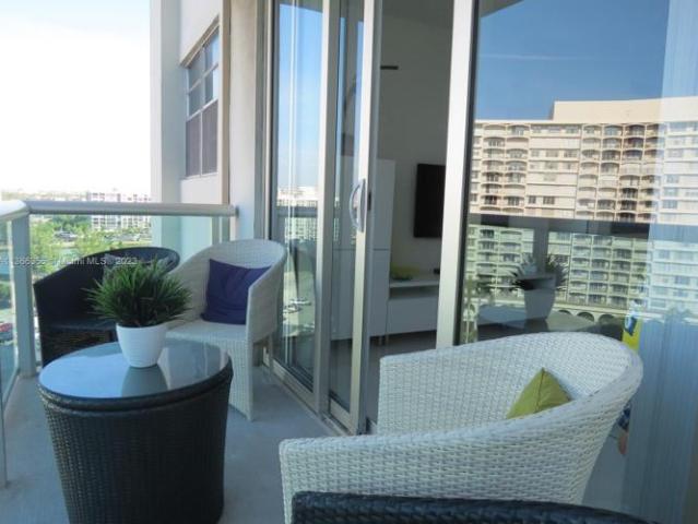 [Address not provided], Hollywood, FL 33019