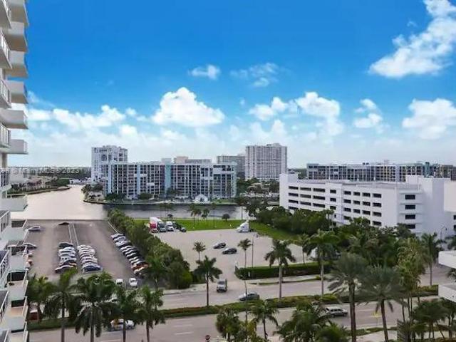[Address not provided], Hollywood, FL 33019