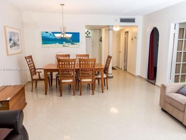 [Address not provided], Hollywood, FL 33019