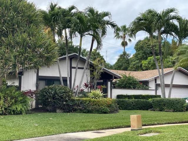 [Address not provided], Miami, FL 33179