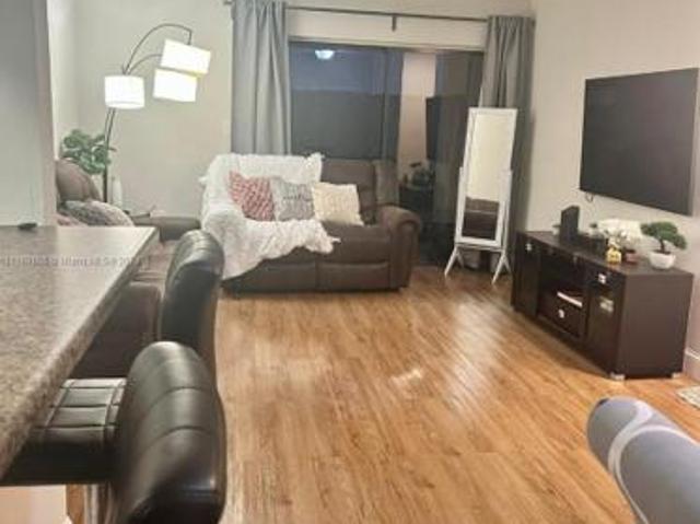 [Address not provided], Miami, FL 33186