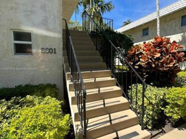 [Address not provided], Pinecrest, FL 33156