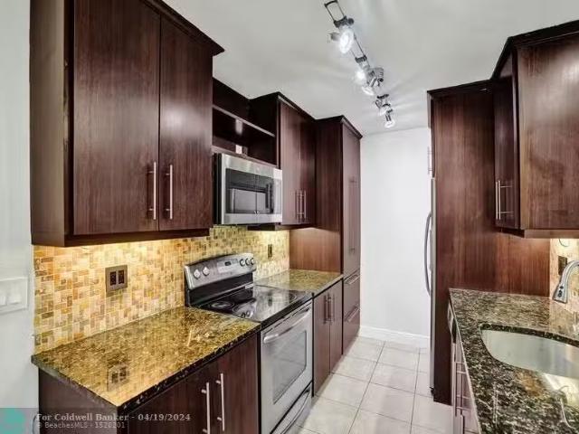 [Address not provided], Pompano Beach, FL 33069 MLS F10428956