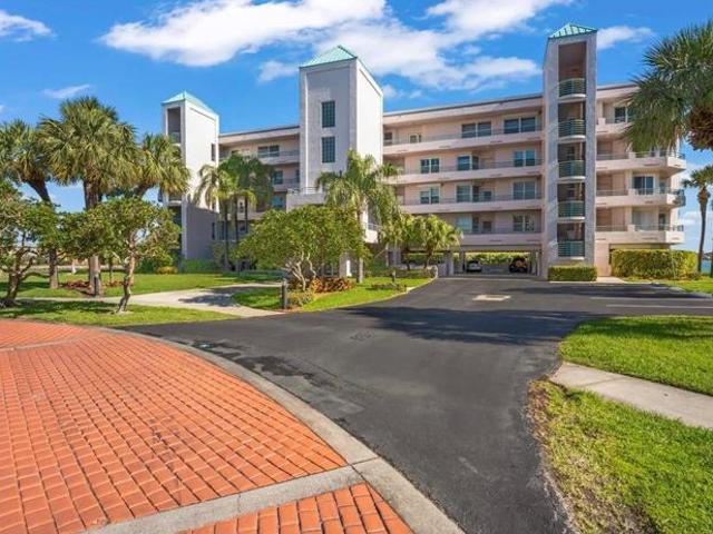 [Address not provided], Saint Pete Beach, FL 33707
