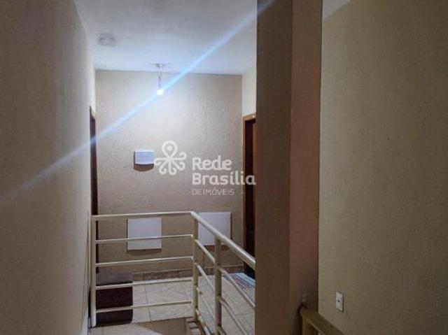 ADE Conjunto 18 Prédio comercial com loja térre e 8 salas nascente Águas Claras