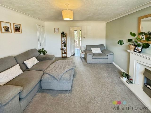 Adelaide Close, Lincoln, Waddington