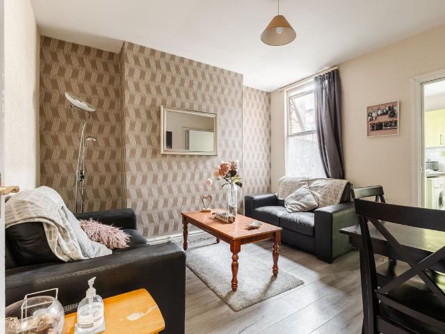 Adelaide Road, Kensington L7, 4 bed terraced house to rent, £476 pcm | PrimeLocation