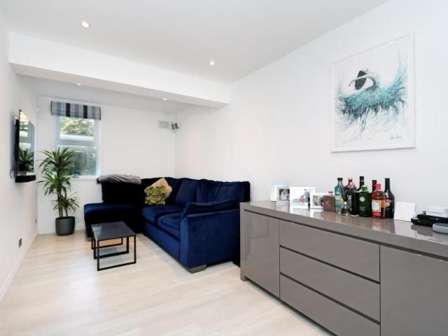 Adelaide Road, Surbiton, KT6