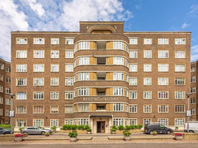 Adelaide Road, Swiss Cottage, London. 2 bed flat to rent £2,950 pcm £681 pw
