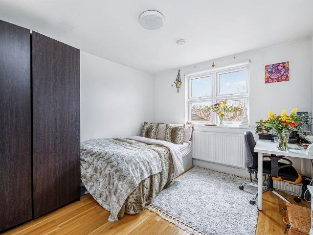 Adelaide Road W13, Room to rent, £1,200 pcm | PrimeLocation