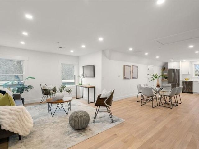 Adelaide St Unit,boston, Condo For Sale