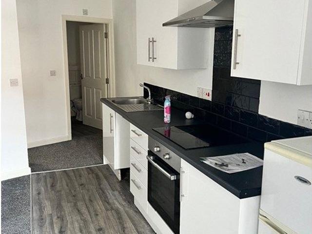 Adelphi Place, Preston PR1, 1 bed flat to rent, £640 pcm | PrimeLocation