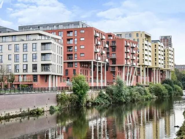 Adelphi Wharf 1 Block C, 11 Adelphi Street, Blackfriars, Salford, M3 6DZ, United Kingdom | 2 bed apartment for rent #133402853 | Rentberry