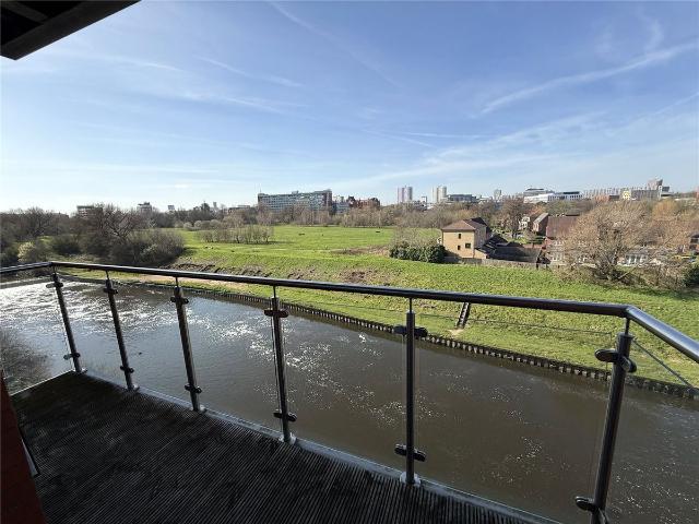 Adelphi Wharf 1A, 11 Adelphi Street, Salford, Greater Manchester M3, 3 bed property to rent, £1,350 pcm | PrimeLocation