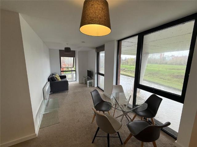 Adelphi Wharf 1A, 11 Adelphi Street. 3 bed flat to rent £1,425 pcm £329 pw