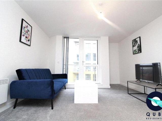 Adelphi Wharf 3, 7 Adelphi Street. 1 bed flat to rent £1,000 pcm £231 pw