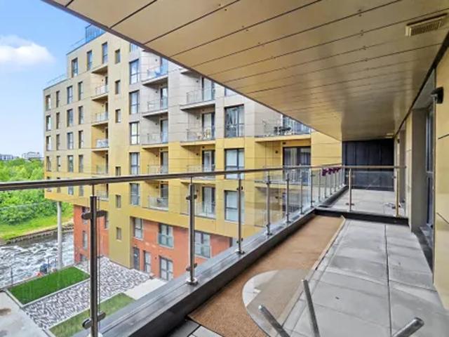 Adelphi Wharf 3, 7 Adelphi Street, Blackfriars, Salford, M3 6FZ, United Kingdom | 2 bed apartment for rent #168146216 | Rentberry