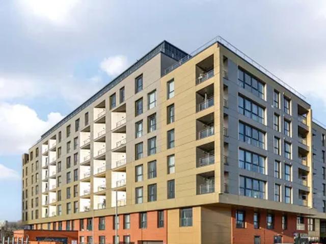 Adelphi Wharf 3, 7 Adelphi Street, Blackfriars, Salford, M3 6FZ, United Kingdom | 3 bed apartment for rent #167228249 | Rentberry