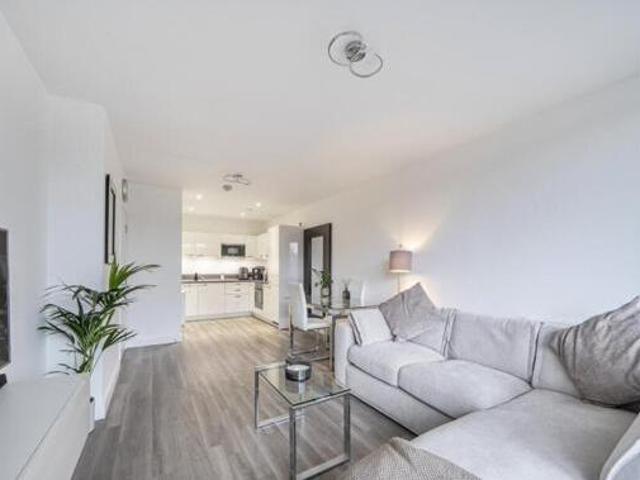 Adenmore Road, London, 1 Bedroom Flat