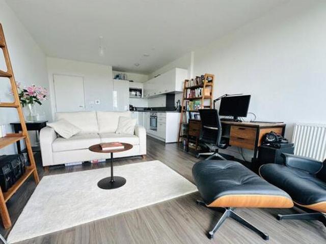 Adenmore Road, London, 1 Bedroom Flat