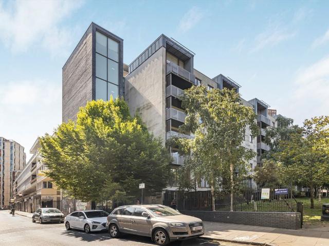 Adler Street, Aldgate E1, 2 bed flat to rent, £2,700 pcm | PrimeLocation